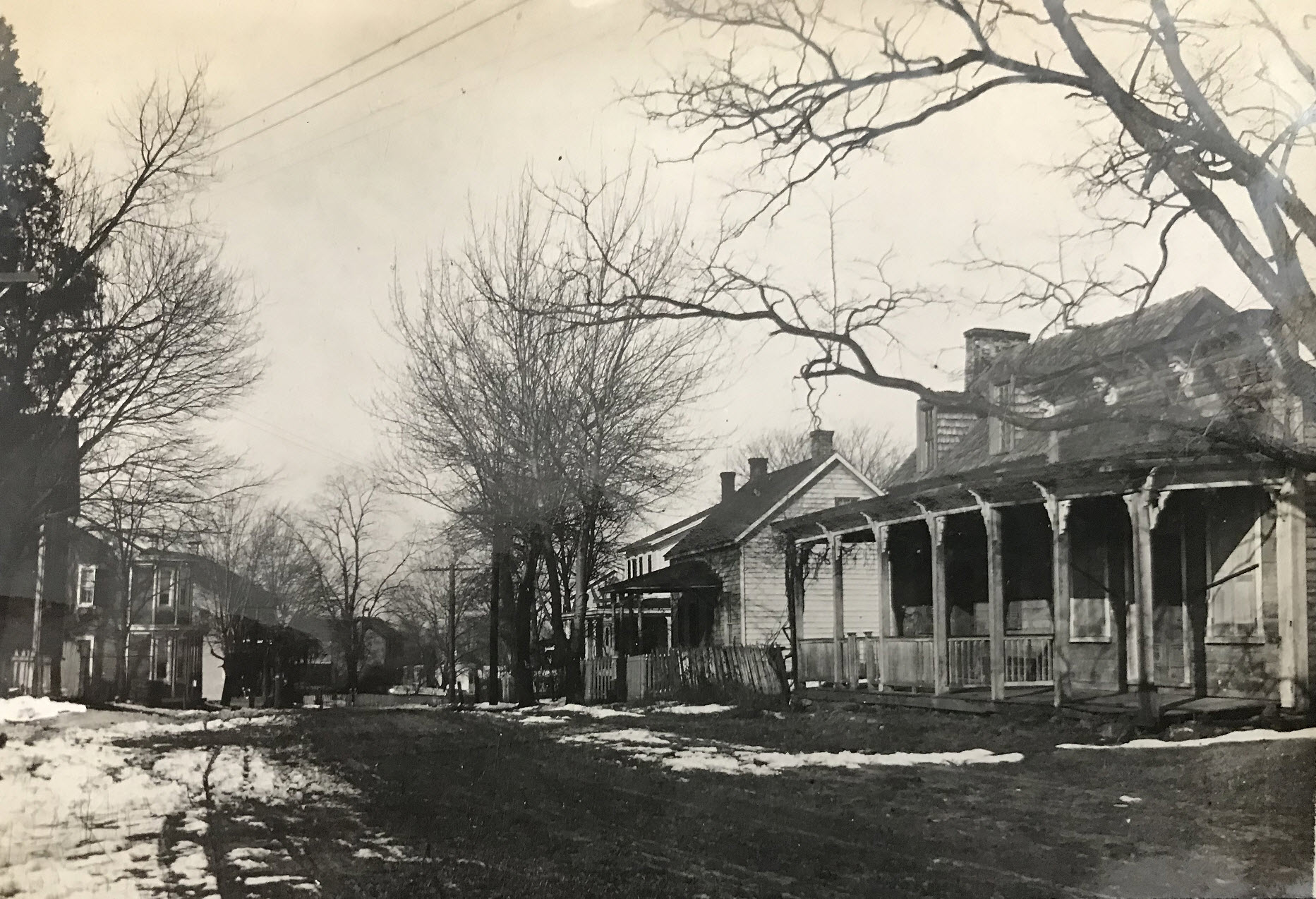 Exploring the Past | Reed Brothers Dodge History 1915 – 2012