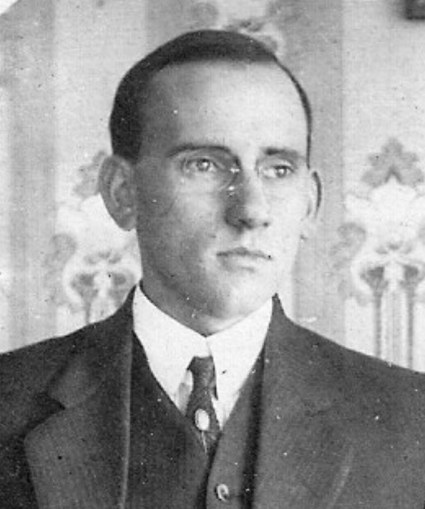 From Auto Dealer to Bank Director: Edgar Reed’s Legacy of Trust in ...